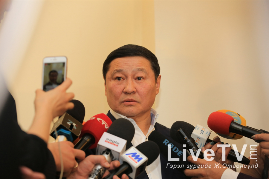 АН ын дарга асан Н Алтанхуягийг Ардчилсан намаас хөөсөн үү