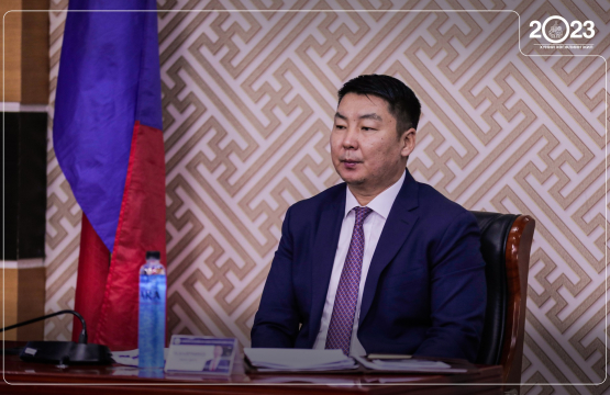 БЗД ийн Засаг дарга Н Баярмөнхийг огцруулах асуудлыг ИТХ аар дэмжсэнгүй