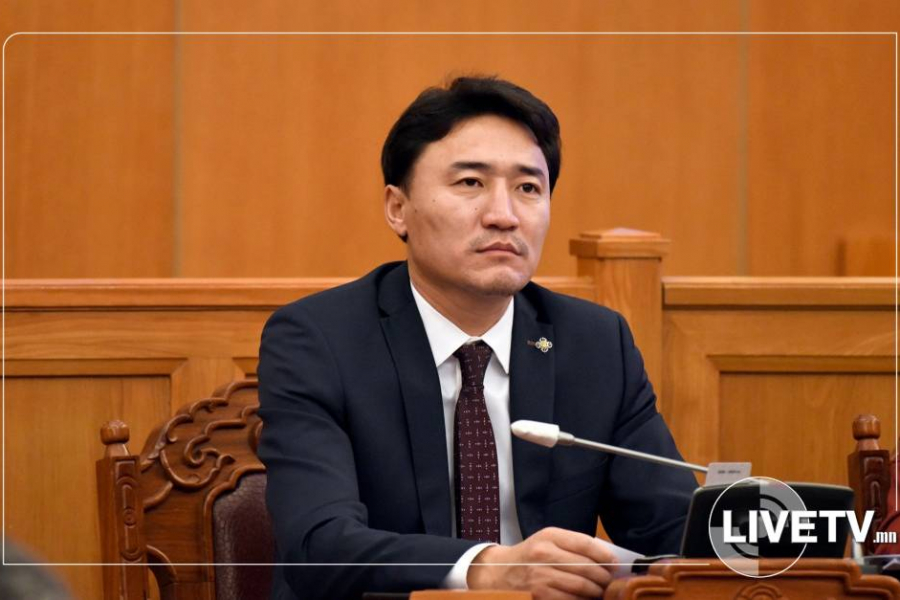 Г Дамдинням Малчид малын тэжээл тариалах газар эзэмшихийг хүсэж байна