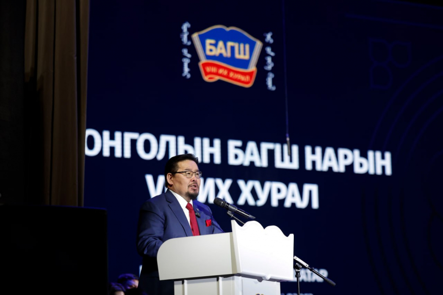 Г Занданшатар Шинэ зууны хүүхэд залуусын хүсэл мөрөөдлөө биелүүлэхэд