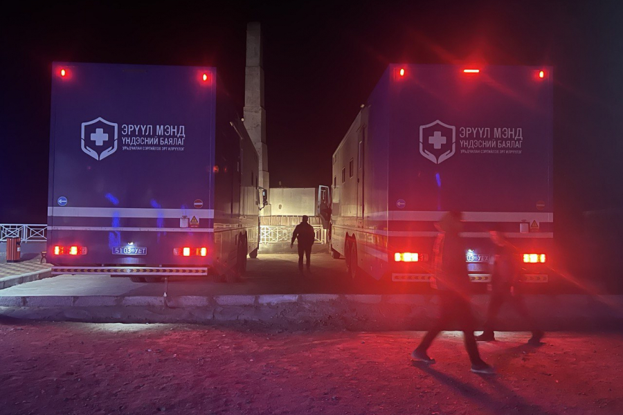 Нүүдлийн эмнэлэг Баян Өлгий аймгийн алслагдсан сумдын 800 иргэнийг эрт