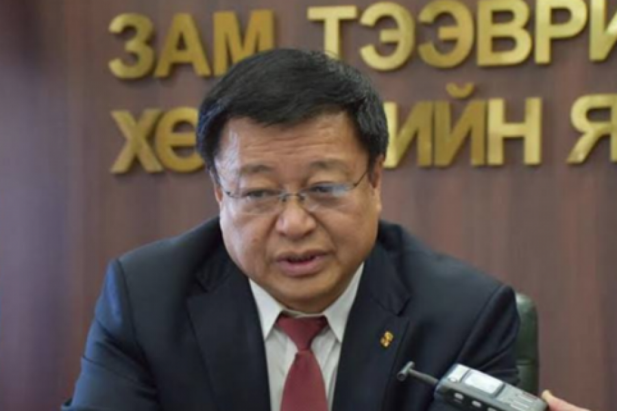 Сайд асан Д Ганбат Намайг УИХ ын гишүүн Д Ганбаттай андуурч зарлах шиг