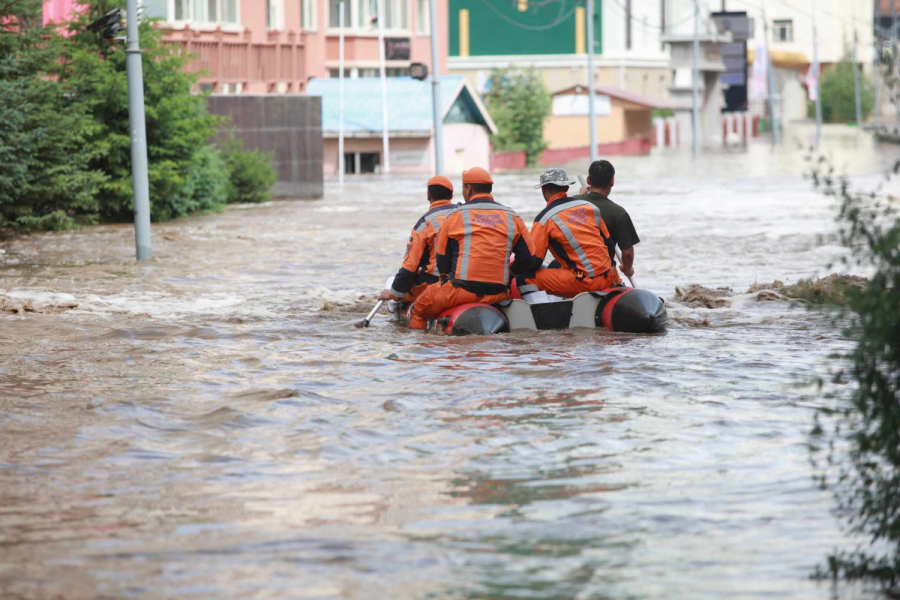 Онцгой байдлын алба хаагчдийн үндсэн цалин 28 8 хувиар нэмэгджээ