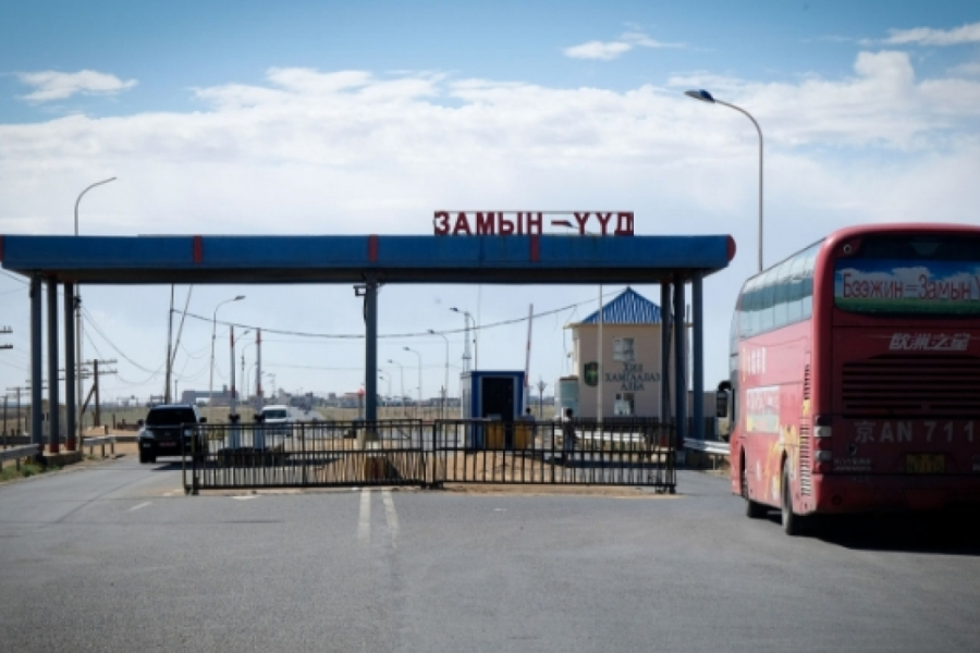 Замын Үүд Улаанбаатар чиглэлийн авто замын зорчих хөдөлгөөнийг нээлээ