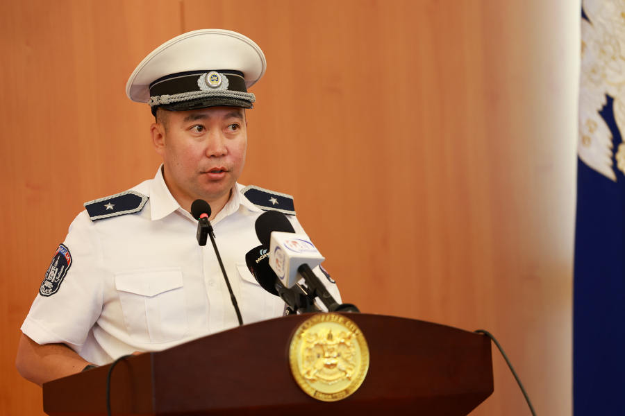 Төв цэнгэлдэх хүрээлэнд 7850 Хүй долоон худагт 11400 автомашины