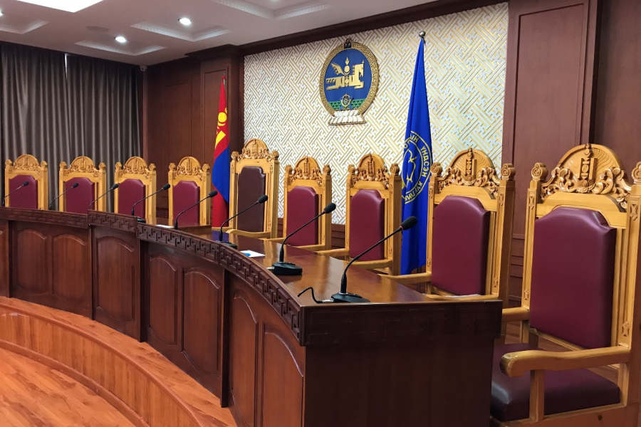 Үндсэн хуулийн цэцийн их суудлын хуралдаан болно