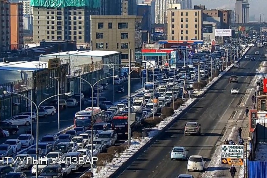 Соёолжийн нүхэн гарцаас Нарантуул хүртэлх авто замыг гурав хоног хаана